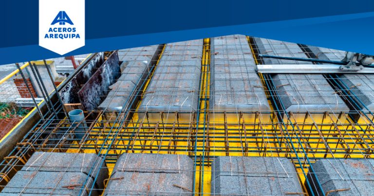 ¿Cuál es el proceso de construcción de losa maciza y aligerada en dos ...